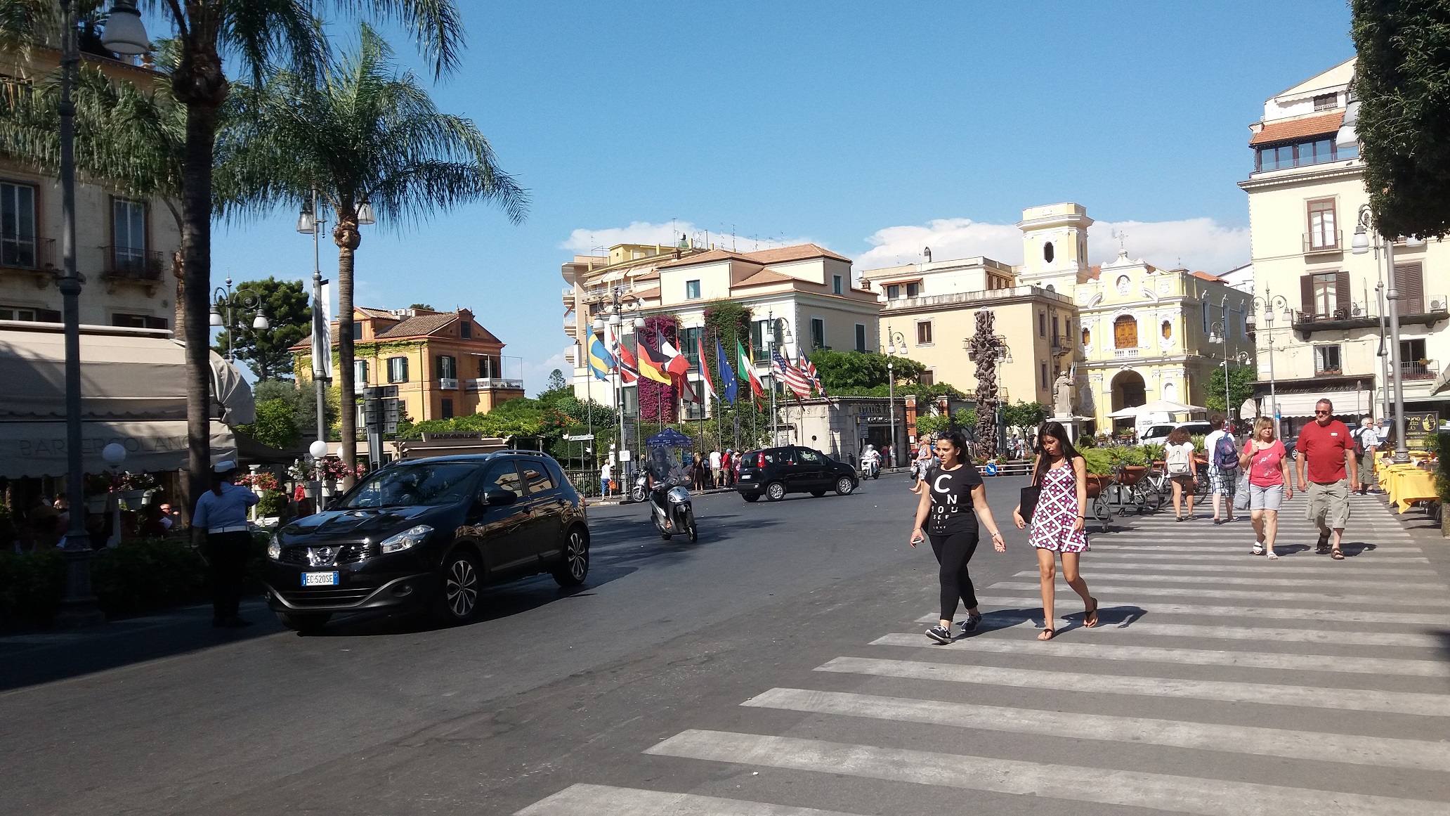 Elise Walsh Sorrento Piazza-Tasso-Sorrento-main-square | SAI Programs