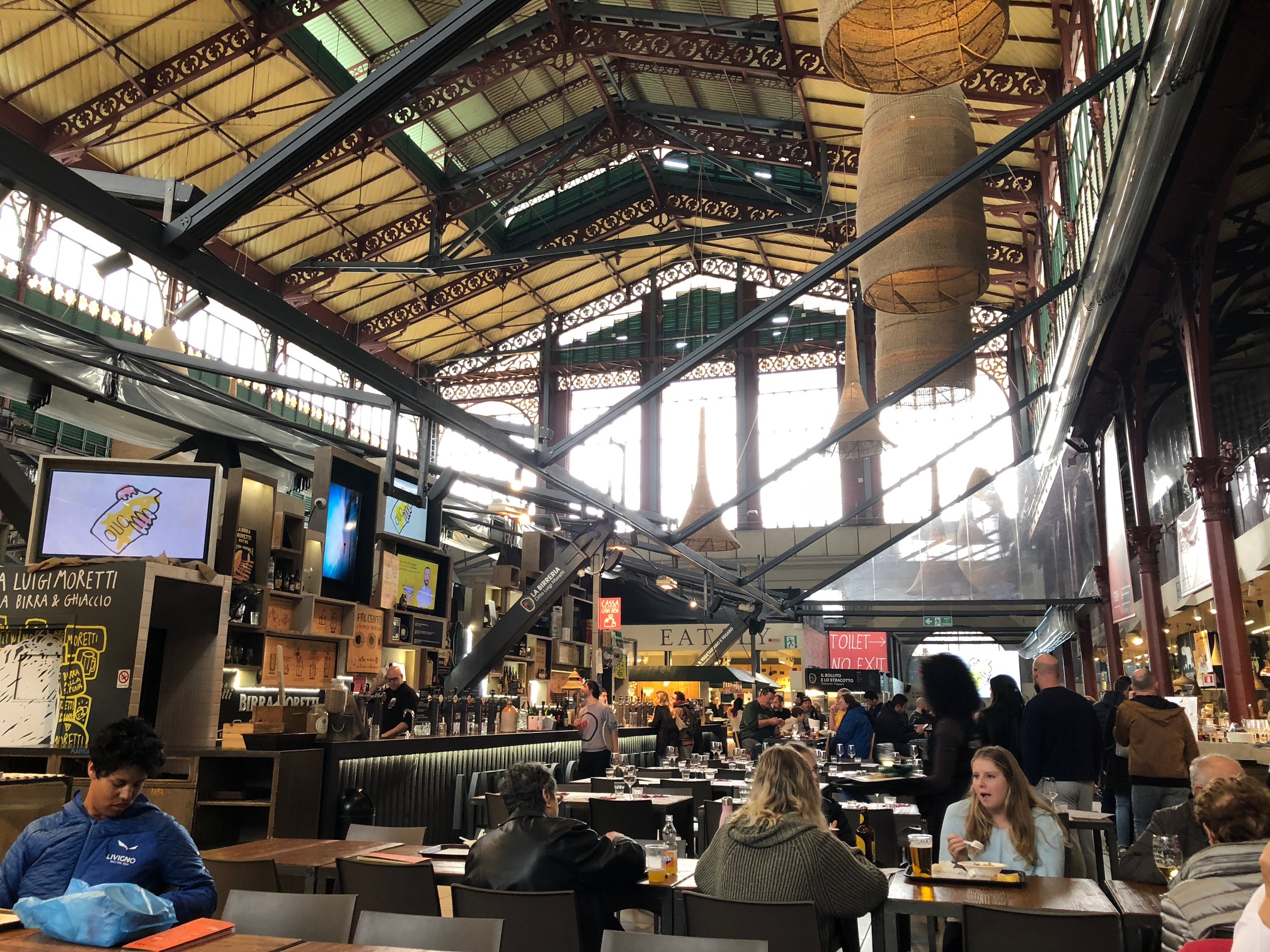 The Best Places to Take Your Family When They Visit